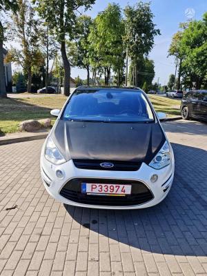 White Ford S-Max 2013 in Kaunas, with an engine capacity of 2.20 L and mileage of 232 thousand km for 5900 €, photo 3 on AUTOMOTO.COM.LV