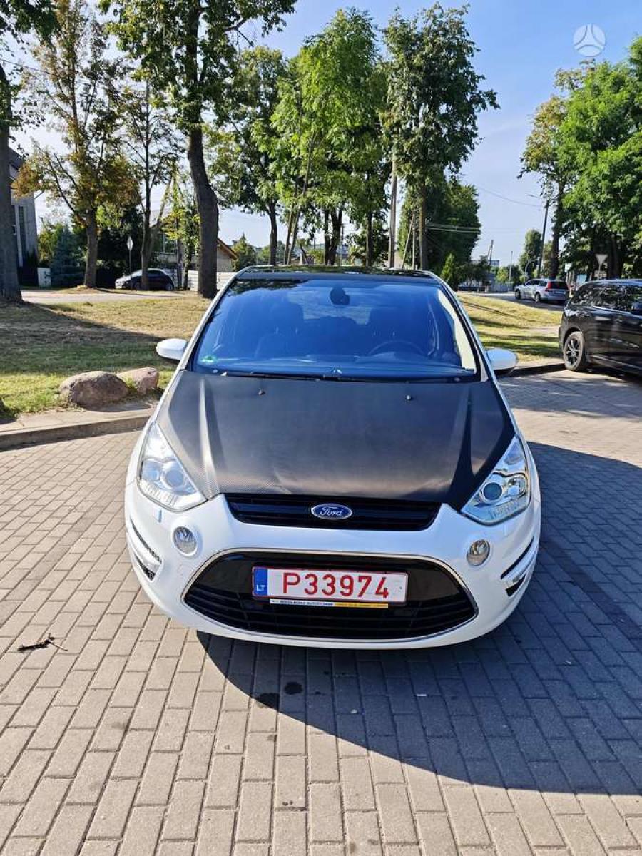 White Ford S-Max 2013 in Kaunas, with an engine capacity of 2.20 L and mileage of 232 thousand km for 5900 €, photo 3 on AUTOMOTO.COM.LV
