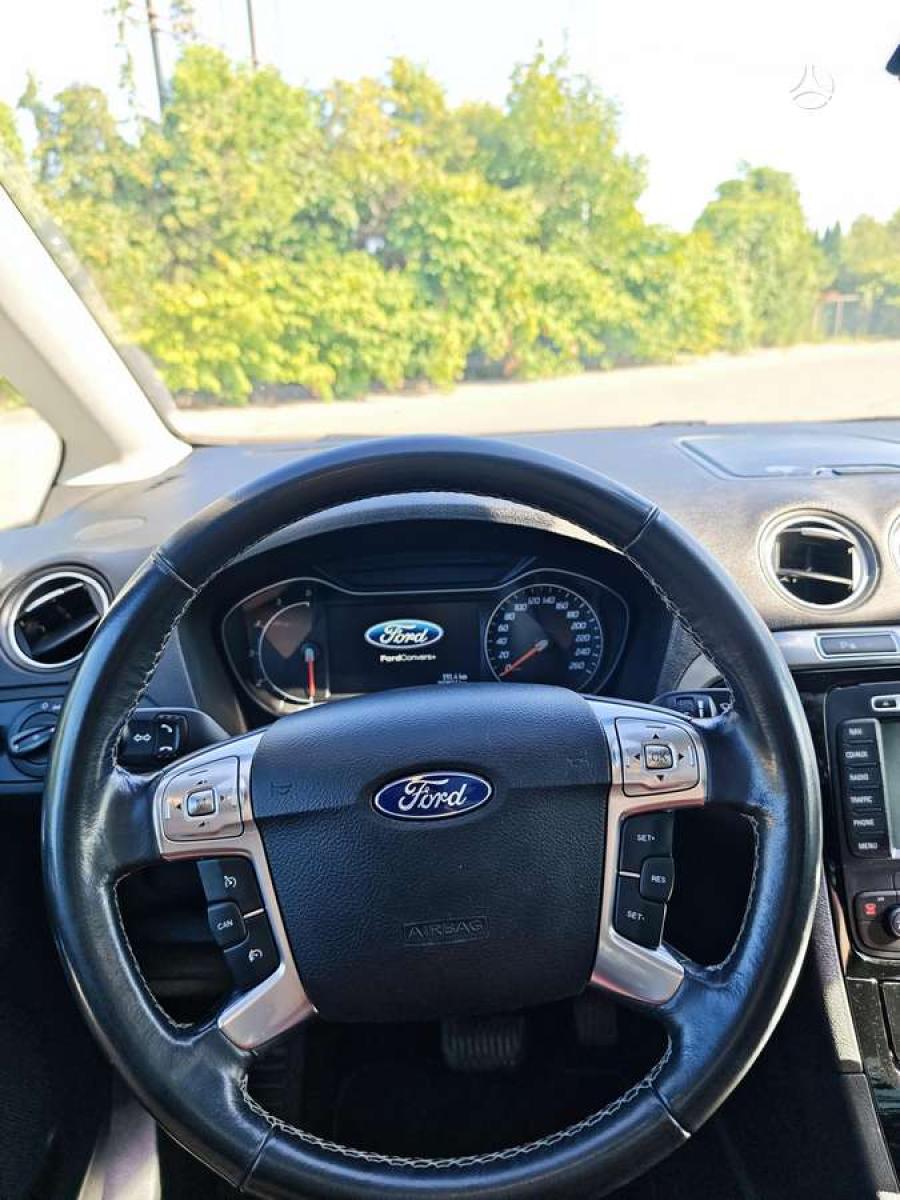 White Ford S-Max 2013 in Kaunas, with an engine capacity of 2.20 L and mileage of 232 thousand km for 5900 €, photo 13 on AUTOMOTO.COM.LV