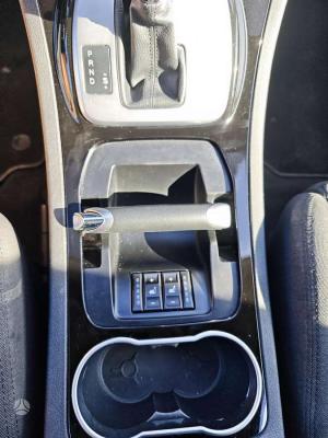 White Ford S-Max 2013 in Kaunas, with an engine capacity of 2.20 L and mileage of 232 thousand km for 5900 €, photo 19 on AUTOMOTO.COM.LV