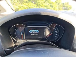 White Ford S-Max 2013 in Kaunas, with an engine capacity of 2.20 L and mileage of 232 thousand km for 5900 €, photo 21 on AUTOMOTO.COM.LV