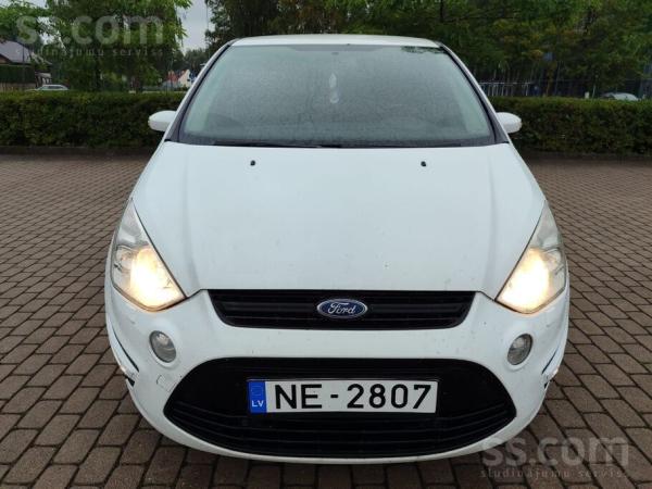 Balts Ford S-Max 2013 Jelgava, ar dzinēja tilpumu 2.00 L un nobraukumu 304 tūkst. km par 3200 €, foto 5 vietnē AUTOMOTO.COM.LV