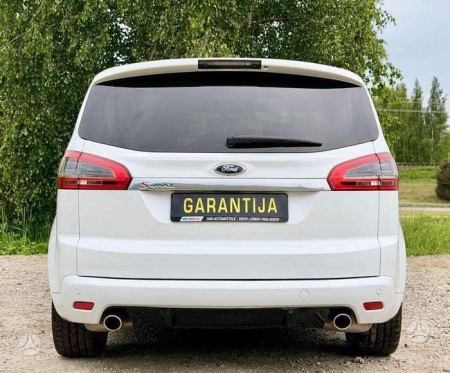 White Ford S-Max 2013 in Siauliai, with an engine capacity of 2.20 L and mileage of 269 thousand km for 7950 €, photo 3 on AUTOMOTO.COM.LV