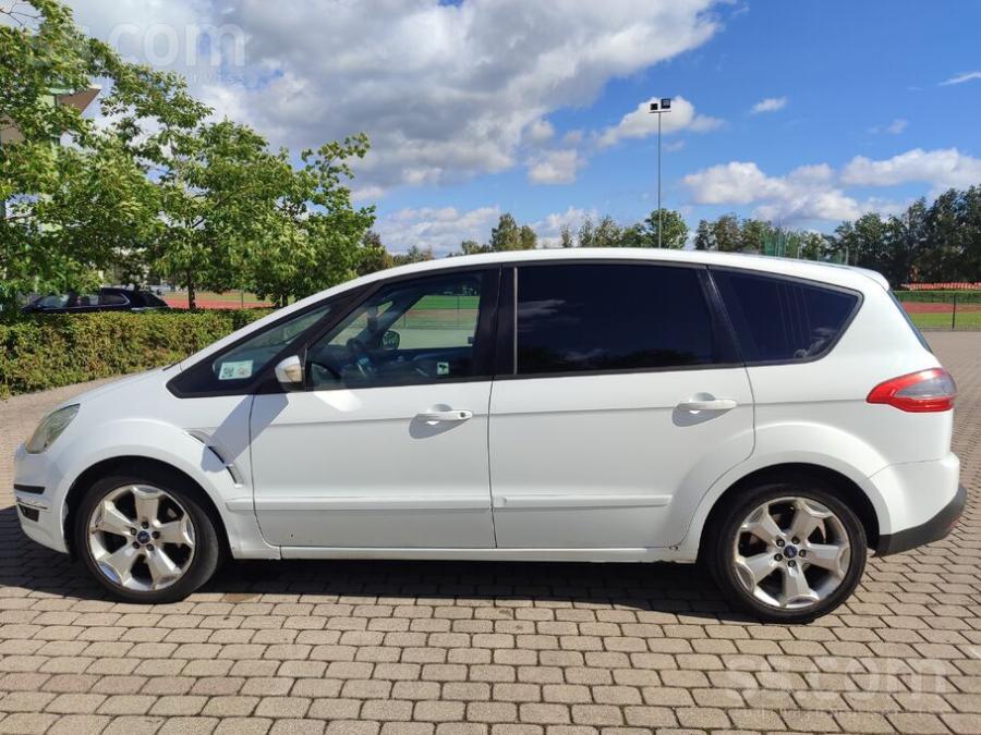 Balts Ford S-Max 2013 Jelgava, ar dzinēja tilpumu 2.00 L un nobraukumu 304 tūkst. km par 4490 €, foto 5 vietnē AUTOMOTO.COM.LV