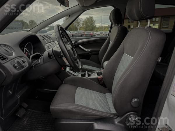 Ford S-Max 2013 Jelgava vietnē Balts Ford S-Max 2013 Jelgava, ar dzinēja tilpumu 2.00 L un nobraukumu 305 tūkst. km par 3790 €, foto 10 vietnē AUTOMOTO.COM.LV