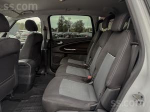 Белый Форд С-Макс 2013 в Елгава, объемом двигателя 2.00 л и пробегом 305 тыс. км за 3790 €, фото 12 на AUTOMOTO.COM.LV