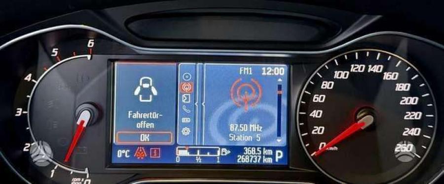White Ford S-Max 2013 in Siauliai, with an engine capacity of 2.20 L and mileage of 269 thousand km for 7950 €, photo 32 on AUTOMOTO.COM.LV