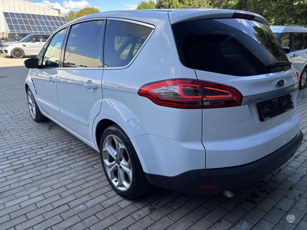 Balts Ford S-Max 2013 Klaipėda, ar dzinēja tilpumu 2.00 L un nobraukumu 290 tūkst. km par 4200 €, foto 5 vietnē AUTOMOTO.COM.LV