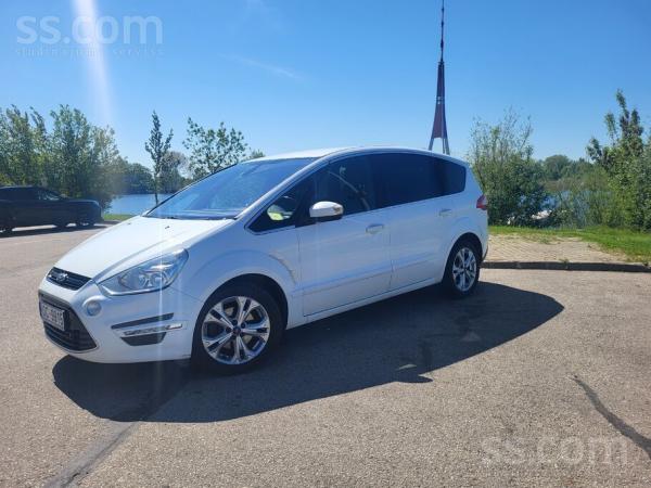 White Ford S-Max 2014 in Riga, with an engine capacity of 2.00 L and mileage of 236 thousand km for 5000 €, photo 5 on AUTOMOTO.COM.LV