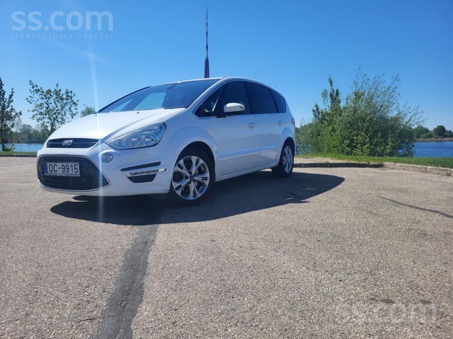 White Ford S-Max 2014 in Riga, with an engine capacity of 2.00 L and mileage of 235 thousand km for 4800 €, photo 4 on AUTOMOTO.COM.LV