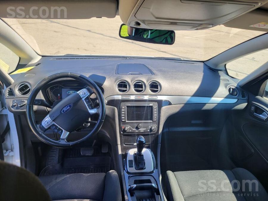 White Ford S-Max 2014 in Riga, with an engine capacity of 2.00 L and mileage of 235 thousand km for 4800 €, photo 6 on AUTOMOTO.COM.LV