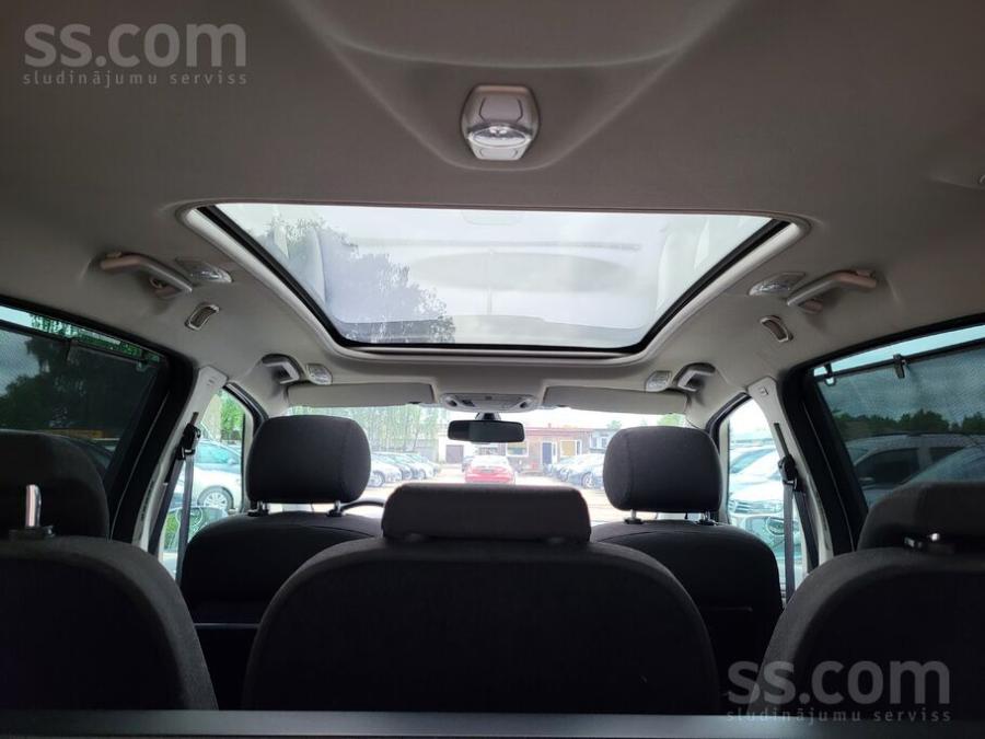 Balts Ford S-Max 2014 Rīga, ar dzinēja tilpumu 2.00 L un nobraukumu 0 tūkst. km par 6000 €, foto 16 vietnē AUTOMOTO.COM.LV