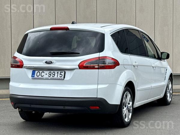 White Ford S-Max 2014 in Riga, with an engine capacity of 2.00 L and mileage of 235 thousand km for 4950 €, photo 3 on AUTOMOTO.COM.LV