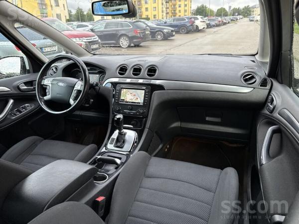 White Ford S-Max 2014 in Riga, with an engine capacity of 2.00 L and mileage of 235 thousand km for 4950 €, photo 10 on AUTOMOTO.COM.LV
