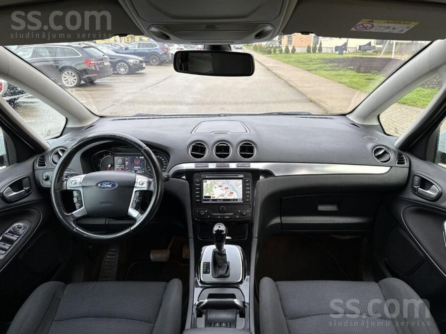 White Ford S-Max 2014 in Riga, with an engine capacity of 2.00 L and mileage of 235 thousand km for 4950 €, photo 12 on AUTOMOTO.COM.LV