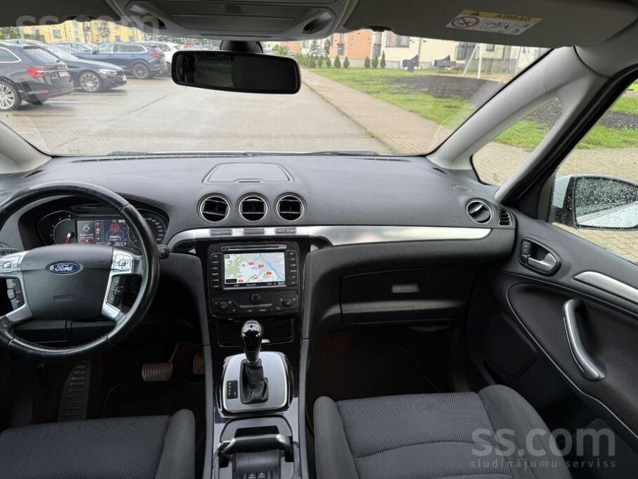 White Ford S-Max 2014 in Riga, with an engine capacity of 2.00 L and mileage of 235 thousand km for 4950 €, photo 13 on AUTOMOTO.COM.LV