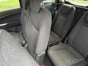 White Ford S-Max 2014 in Riga, with an engine capacity of 2.00 L and mileage of 235 thousand km for 4950 €, photo 16 on AUTOMOTO.COM.LV