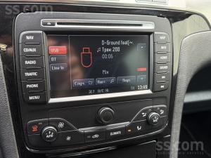 White Ford S-Max 2014 in Riga, with an engine capacity of 2.00 L and mileage of 235 thousand km for 4950 €, photo 20 on AUTOMOTO.COM.LV