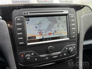 White Ford S-Max 2014 in Riga, with an engine capacity of 2.00 L and mileage of 235 thousand km for 4950 €, photo 21 on AUTOMOTO.COM.LV