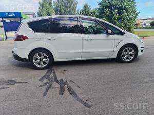 White Ford S-Max 2014 in Riga, with an engine capacity of 2.20 L and mileage of 229 thousand km for 4990 €, photo 7 on AUTOMOTO.COM.LV