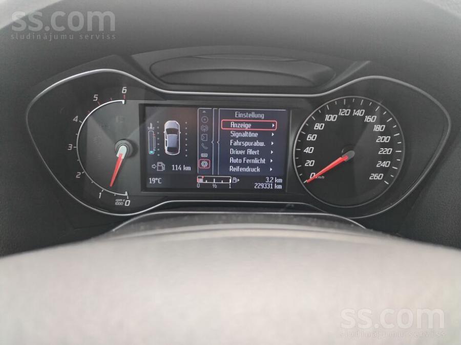 White Ford S-Max 2014 in Riga, with an engine capacity of 2.20 L and mileage of 229 thousand km for 4990 €, photo 14 on AUTOMOTO.COM.LV