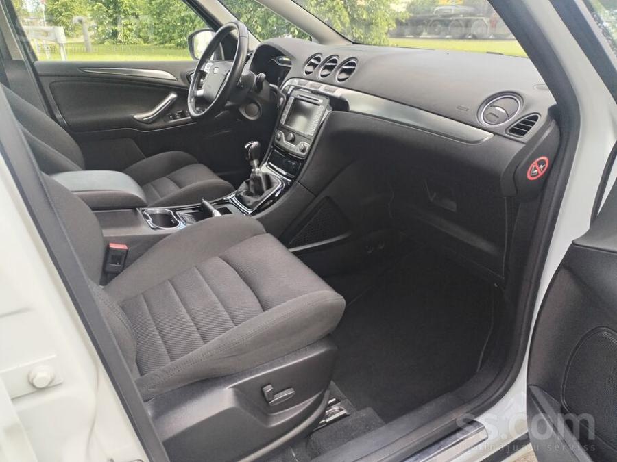 White Ford S-Max 2014 in Riga, with an engine capacity of 2.20 L and mileage of 229 thousand km for 4990 €, photo 25 on AUTOMOTO.COM.LV
