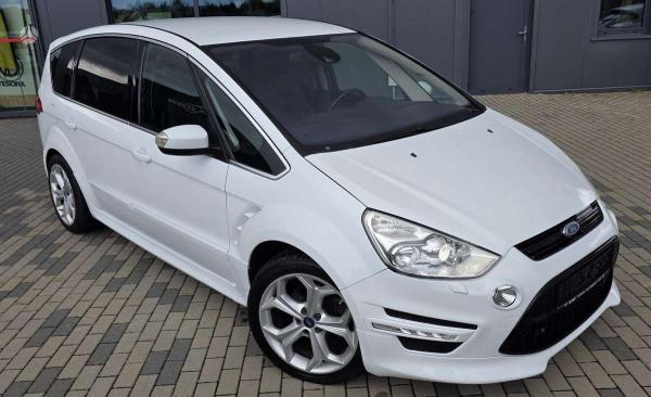 White Ford S-Max 2014 in Siauliai, with an engine capacity of 2.20 L and mileage of 230 thousand km for 7650 €, photo 9 on AUTOMOTO.COM.LV