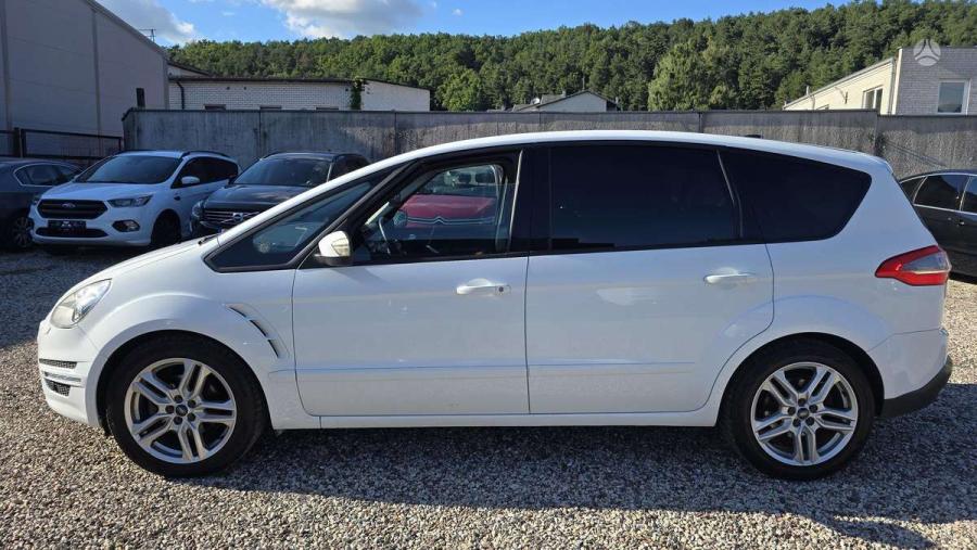 White Ford S-Max 2014 in Kaunas, with an engine capacity of 2.00 L and mileage of 327 thousand km for 5699 €, photo 9 on AUTOMOTO.COM.LV