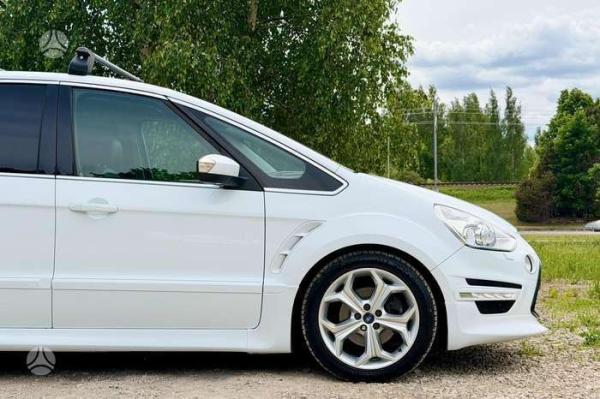White Ford S-Max 2014 in Siauliai, with an engine capacity of 2.20 L and mileage of 290 thousand km for 8999 €, photo 9 on AUTOMOTO.COM.LV