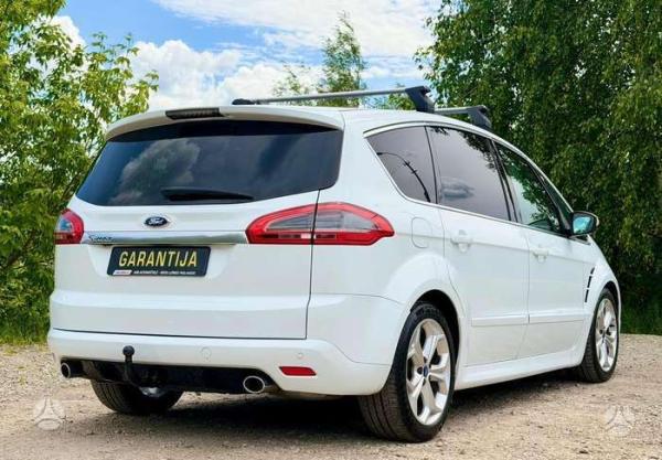 White Ford S-Max 2014 in Siauliai, with an engine capacity of 2.20 L and mileage of 290 thousand km for 8999 €, photo 4 on AUTOMOTO.COM.LV