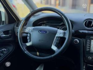 White Ford S-Max 2014 in Siauliai, with an engine capacity of 2.20 L and mileage of 290 thousand km for 8999 €, photo 21 on AUTOMOTO.COM.LV