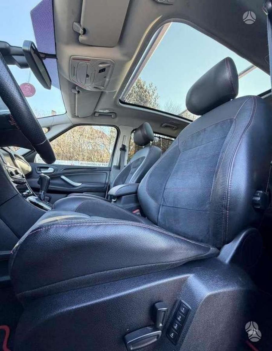 White Ford S-Max 2014 in Siauliai, with an engine capacity of 2.20 L and mileage of 290 thousand km for 8999 €, photo 23 on AUTOMOTO.COM.LV