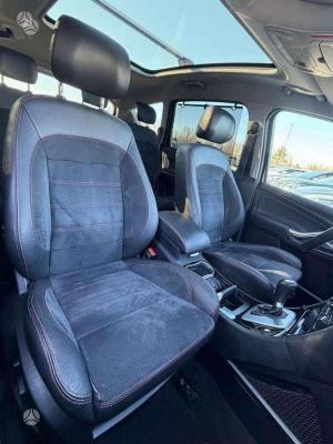 White Ford S-Max 2014 in Siauliai, with an engine capacity of 2.20 L and mileage of 290 thousand km for 8999 €, photo 24 on AUTOMOTO.COM.LV