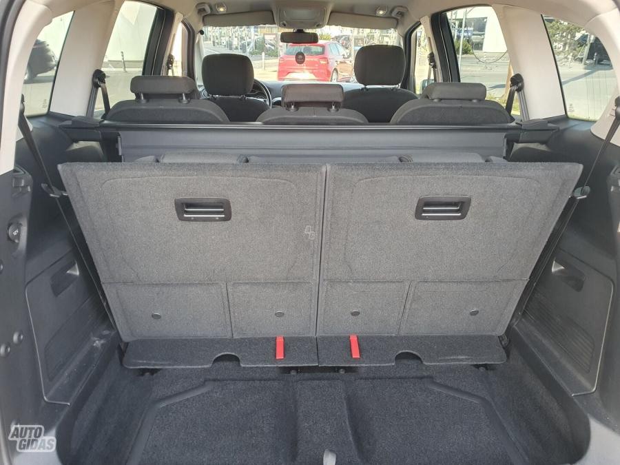 Balts Ford S-Max 2014 Kauņa, ar dzinēja tilpumu 2.00 L un nobraukumu 225 tūkst. km par 3750 €, foto 14 vietnē AUTOMOTO.COM.LV