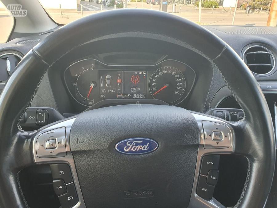 Balts Ford S-Max 2014 Kauņa, ar dzinēja tilpumu 2.00 L un nobraukumu 225 tūkst. km par 3750 €, foto 15 vietnē AUTOMOTO.COM.LV