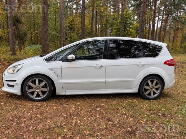 Форд С-Макс 2014 в Рига на AUTOMOTO.COM.LV Белый Форд С-Макс 2014 в Рига, объемом двигателя 2.00 л и пробегом 294 тыс. км за 4899 €, фото 4 на AUTOMOTO.COM.LV
