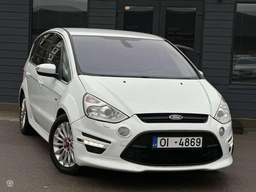 White Ford S-Max 2015 in Siauliai, with an engine capacity of 2.00 L and mileage of 277 thousand km for 6950 €, photo 1 on AUTOMOTO.COM.LV