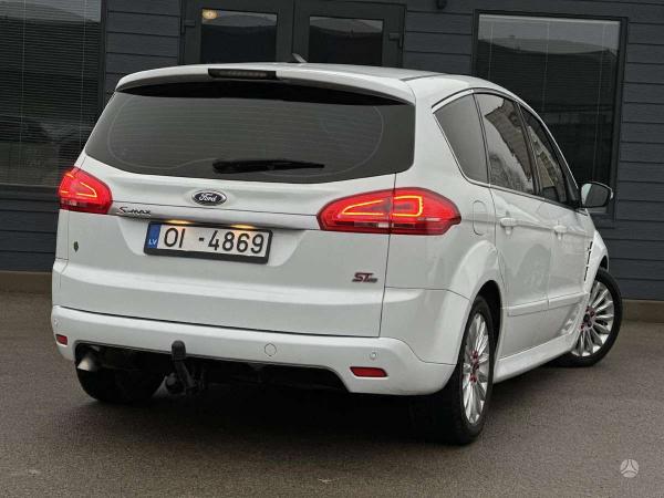 White Ford S-Max 2015 in Siauliai, with an engine capacity of 2.00 L and mileage of 277 thousand km for 6950 €, photo 2 on AUTOMOTO.COM.LV