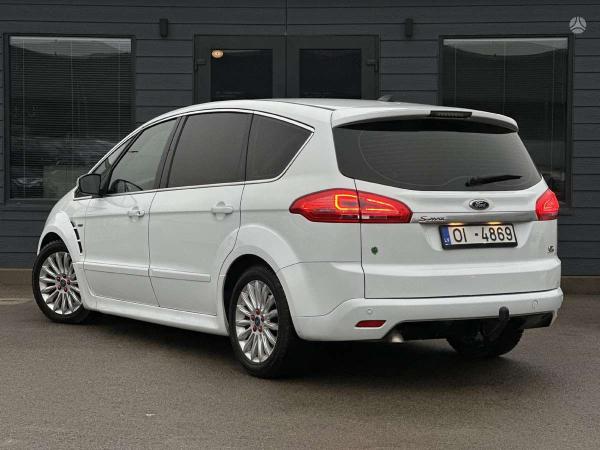 White Ford S-Max 2015 in Siauliai, with an engine capacity of 2.00 L and mileage of 277 thousand km for 6950 €, photo 4 on AUTOMOTO.COM.LV