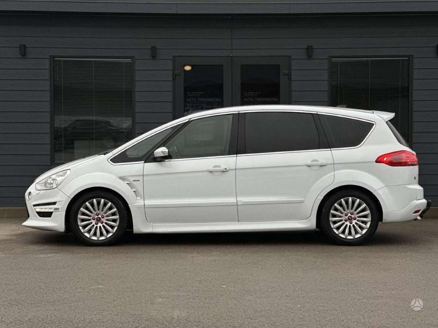 White Ford S-Max 2015 in Siauliai, with an engine capacity of 2.00 L and mileage of 277 thousand km for 6950 €, photo 5 on AUTOMOTO.COM.LV