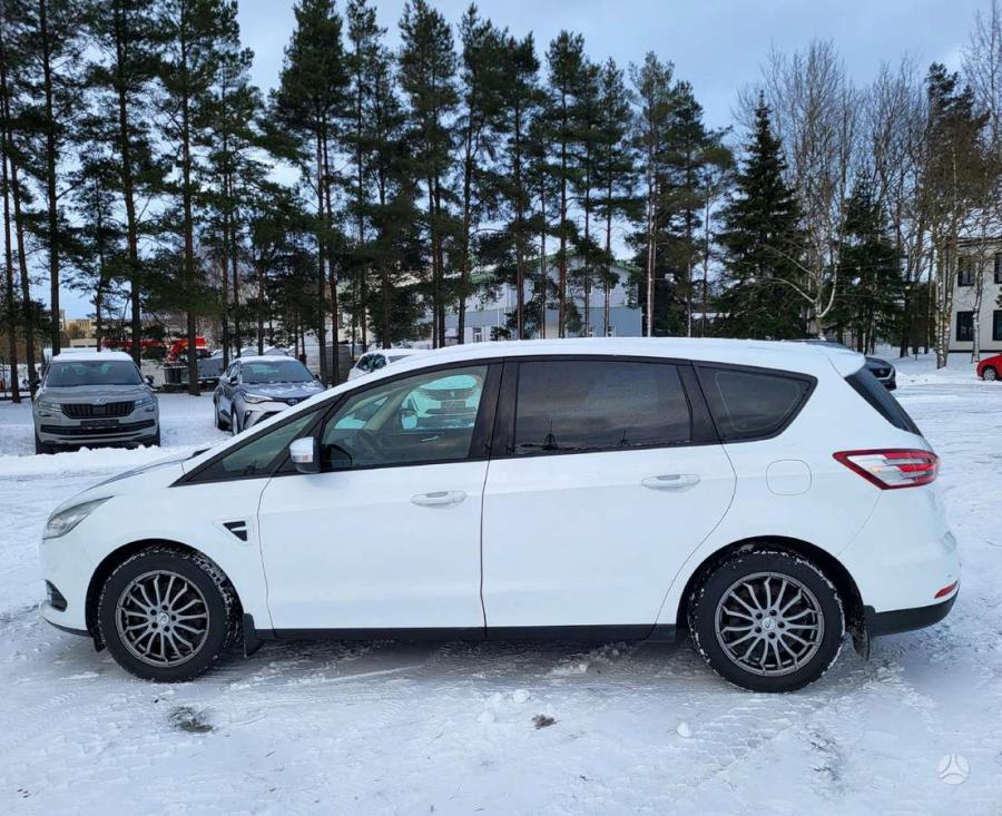 White Ford S-Max 2015 in Siauliai, with an engine capacity of 2.00 L and mileage of 214 thousand km for 5950 €, photo 14 on AUTOMOTO.COM.LV