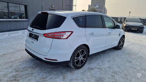 White Ford S-Max 2015 in Siauliai, with an engine capacity of 2.00 L and mileage of 230 thousand km for 8900 €, photo 6 on AUTOMOTO.COM.LV