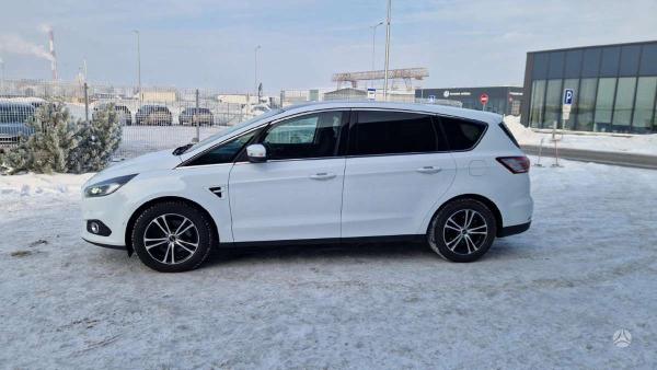 White Ford S-Max 2015 in Siauliai, with an engine capacity of 2.00 L and mileage of 230 thousand km for 8900 €, photo 8 on AUTOMOTO.COM.LV