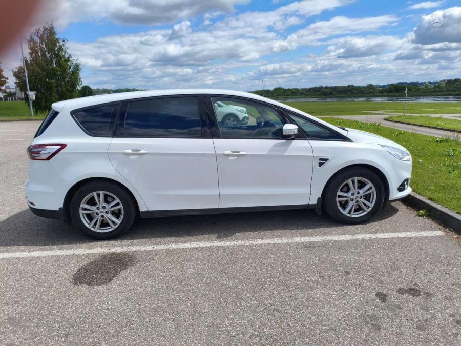 White Ford S-Max 2015 in Jurbarkas, with an engine capacity of 2.00 L and mileage of 249 thousand km for 7200 €, photo 3 on AUTOMOTO.COM.LV