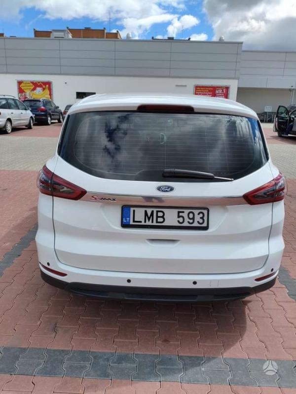 White Ford S-Max 2015 in Jurbarkas, with an engine capacity of 2.00 L and mileage of 249 thousand km for 7200 €, photo 4 on AUTOMOTO.COM.LV