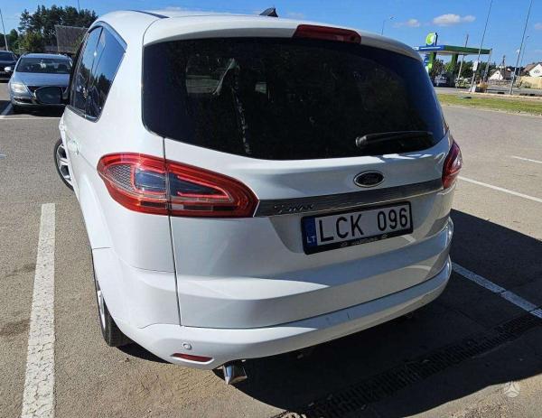 White Ford S-Max 2015 in Vilnius, with an engine capacity of 2.00 L and mileage of 260 thousand km for 4800 €, photo 2 on AUTOMOTO.COM.LV