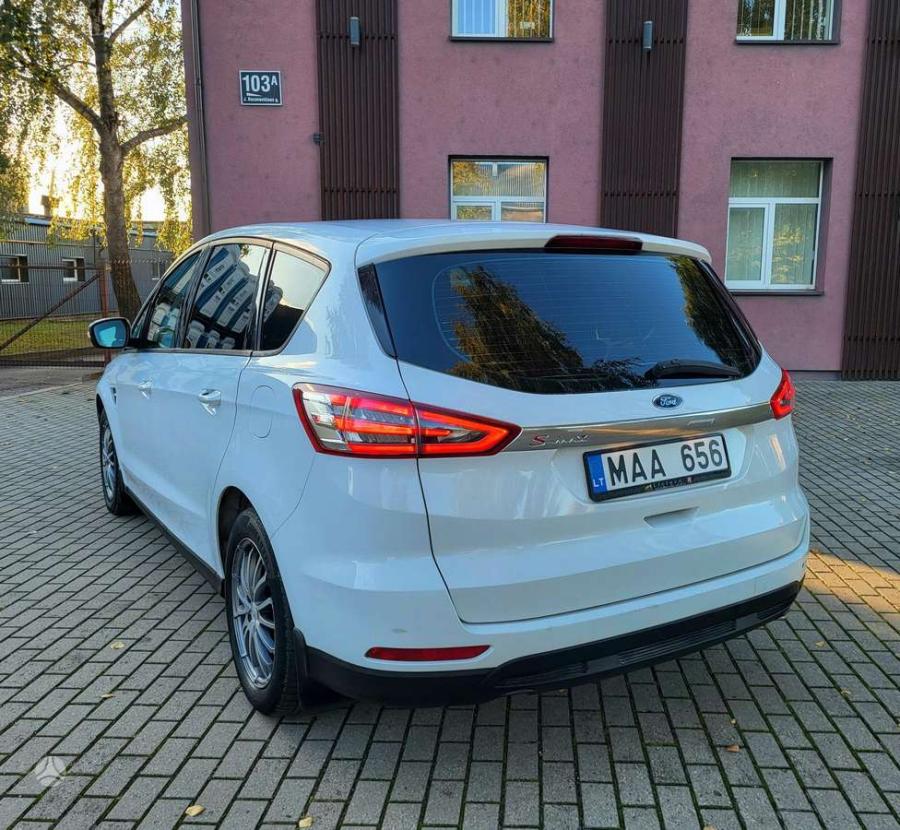 White Ford S-Max 2015 in Siauliai, with an engine capacity of 2.00 L and mileage of 215 thousand km for 5990 €, photo 7 on AUTOMOTO.COM.LV