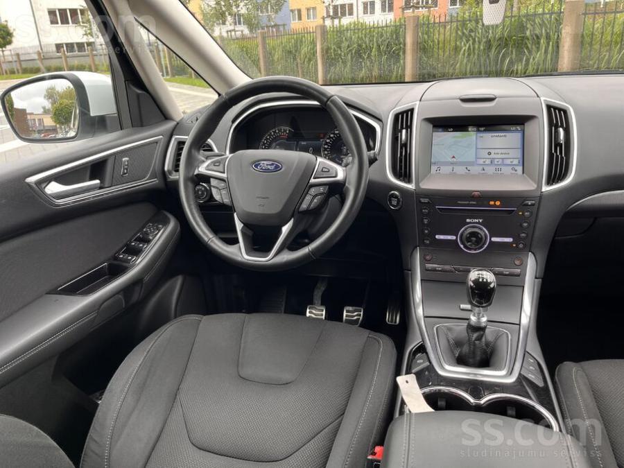 Balts Ford S-Max 2016 Jelgava, ar dzinēja tilpumu 1.50 L un nobraukumu 231 tūkst. km par 8190 €, foto 12 vietnē AUTOMOTO.COM.LV