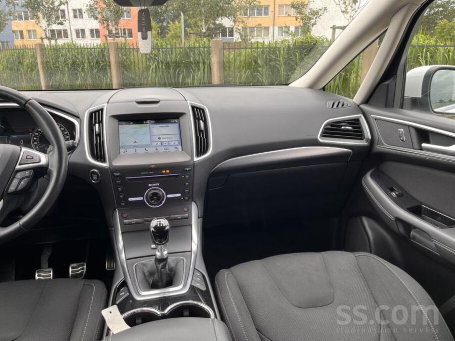 Balts Ford S-Max 2016 Jelgava, ar dzinēja tilpumu 1.50 L un nobraukumu 231 tūkst. km par 8190 €, foto 18 vietnē AUTOMOTO.COM.LV