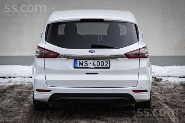 White Ford S-Max 2016 in Riga, with an engine capacity of 2.00 L and mileage of 0 thousand km for 8500 €, photo 5 on AUTOMOTO.COM.LV